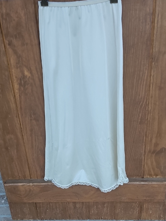 Shadowline | Intimates & Sleepwear | Shadowline Cream Half Slip With ...